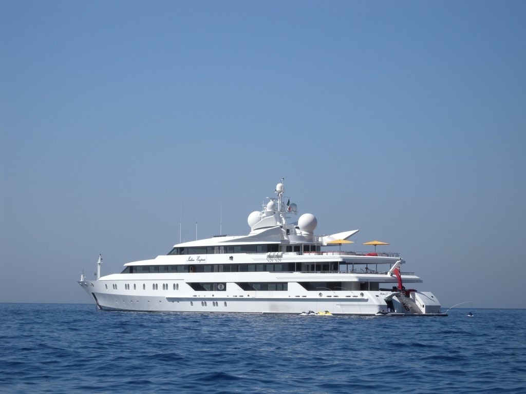 Yacht INDIAN EMPRESS, OceAnco | CHARTERWORLD Luxury Superyacht Charters